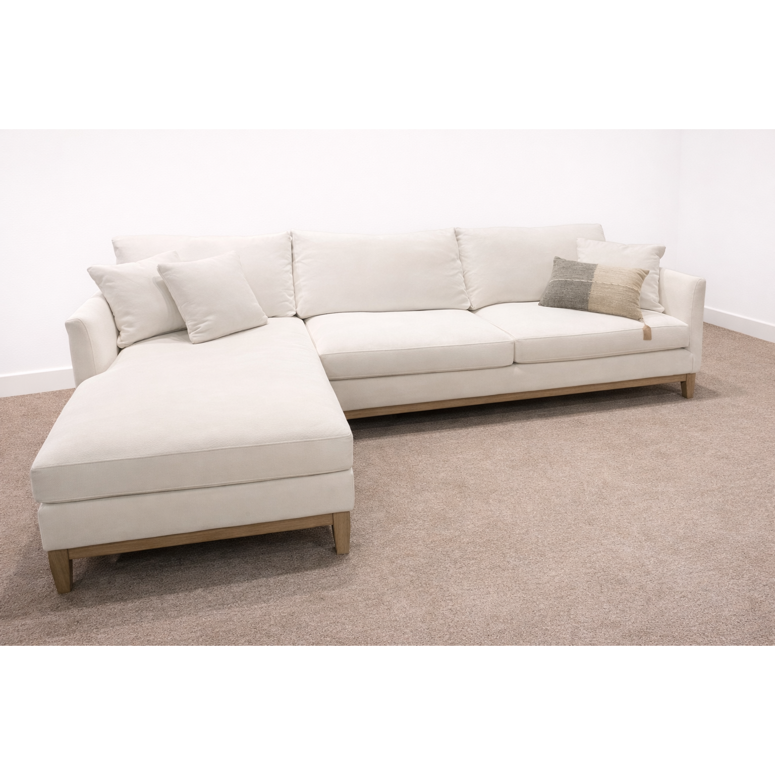 Sadie 2 Pc Sectional McCreary Modern – MYHome Furniture